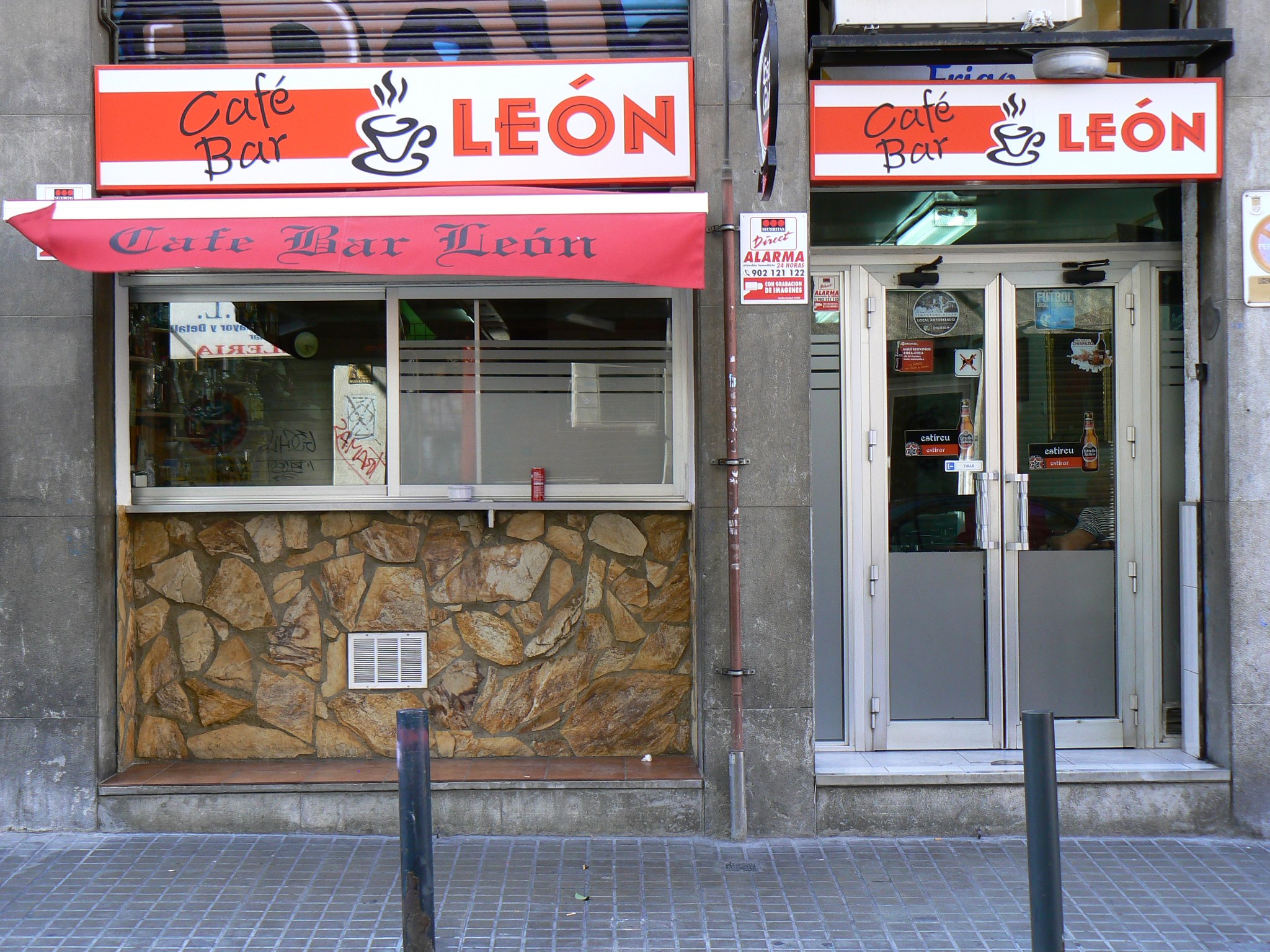 Café Bar León L'Hospitalet de Llobregat. Productos de León.